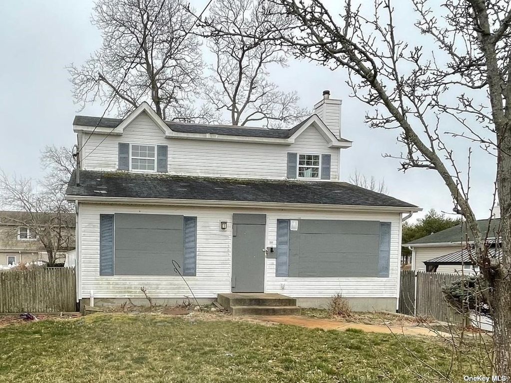 88 Rugby Drive, Shirley, NY 11967 | Trulia