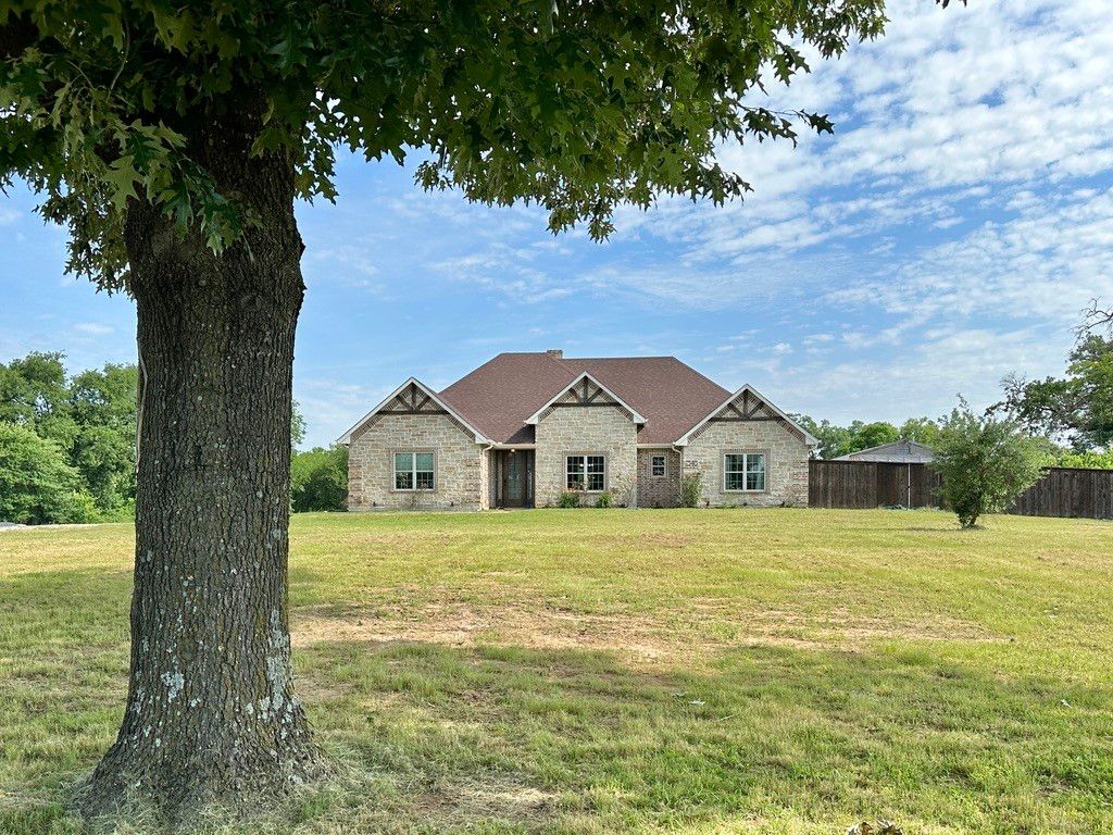 2185 County Road 3502, Sulphur Springs, TX 75482 - See Est. Value ...