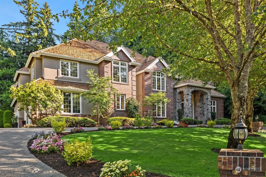 20351 NE 61st Court, Redmond, WA 98053 - See Est. Value, Schools & More