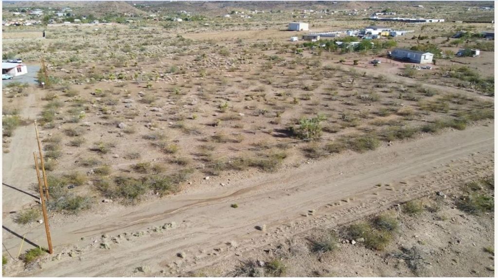 Lot 9A W Shipp Dr, Golden Valley, AZ 86413 | MLS# 034779 | Trulia