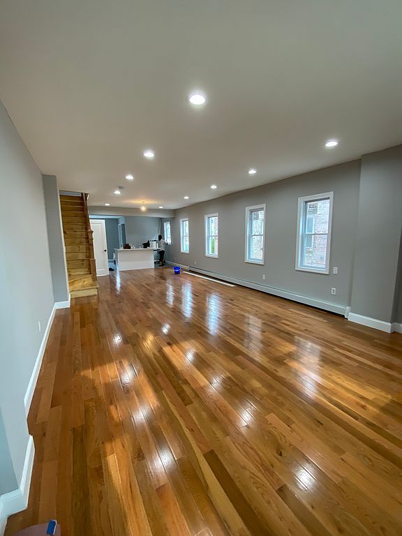 11807 200th St, Saint Albans, NY 11412 - See Est. Value, Schools & More