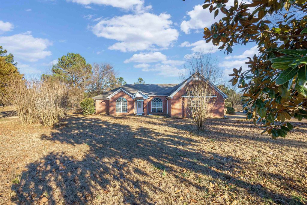 1635 Canadaville Loop, Eads, TN 38028 - See Est. Value, Schools & More