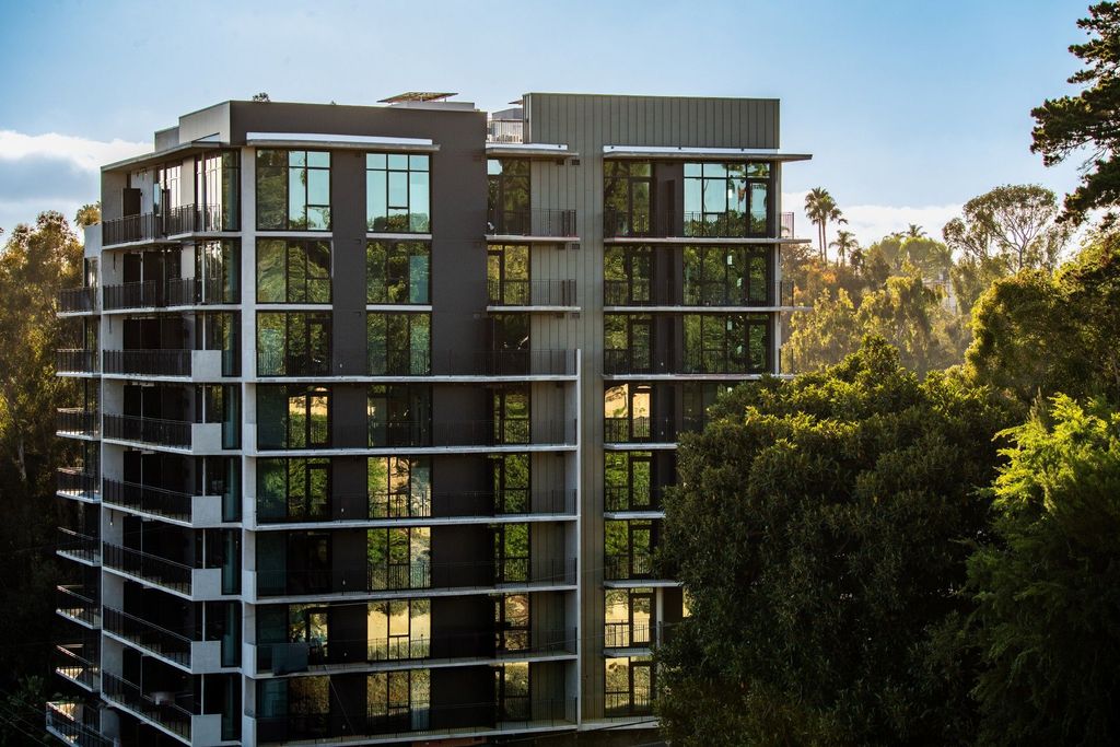 3660 Reynard Way #306, San Diego, CA 92103 - See Est. Value, Schools & More