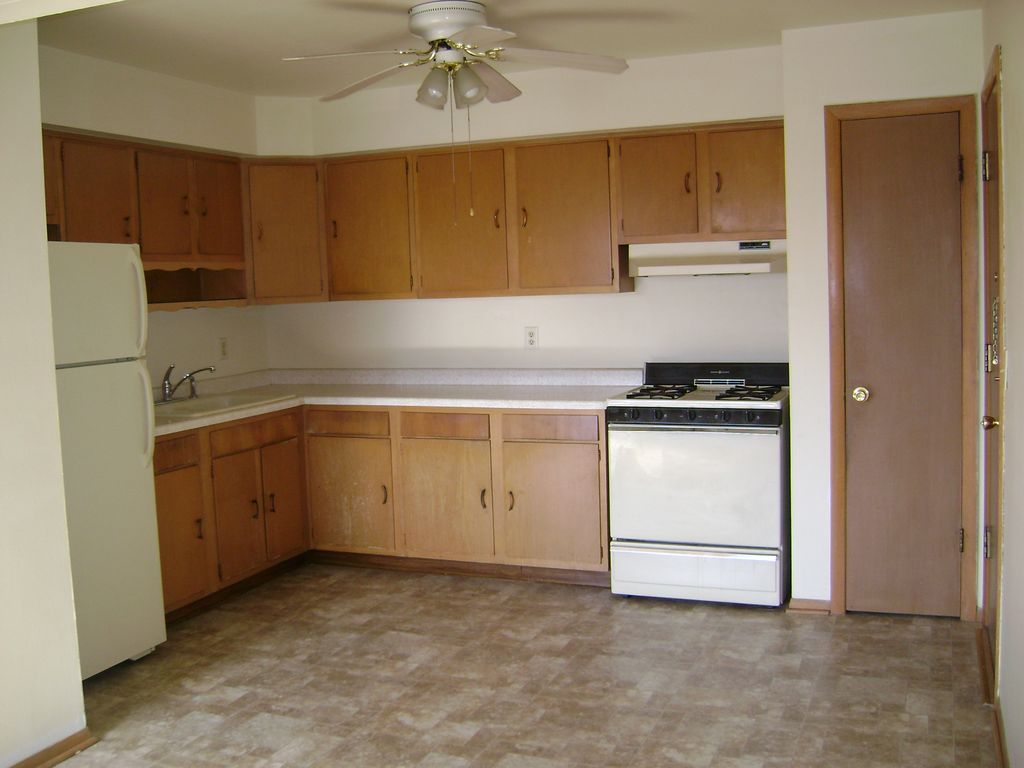 323 Cottonwood Ave #3, Hartland, WI 53029 | Trulia