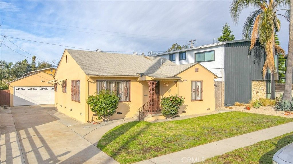 1711 Freeman Ave, Long Beach, CA 90804 - See Est. Value, Schools & More