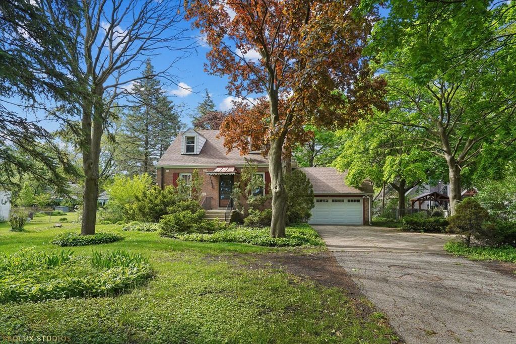 63 W Algonquin Rd, Des Plaines, IL 60016 - See Est. Value, Schools & More