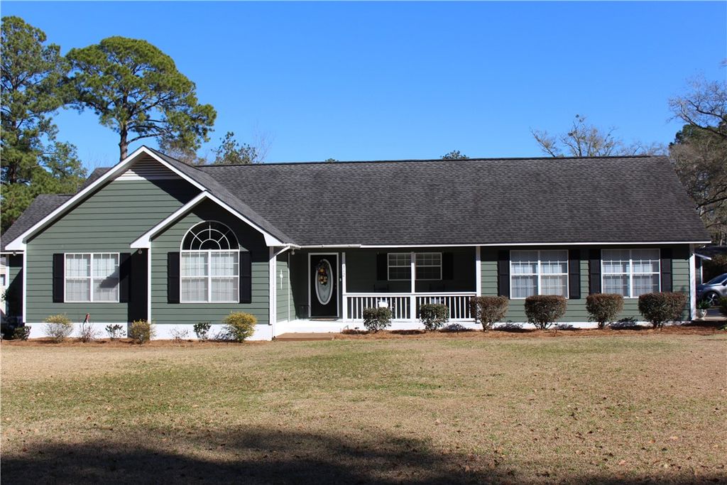 312 Rumph St, Jesup, GA 31545 - See Est. Value, Schools & More