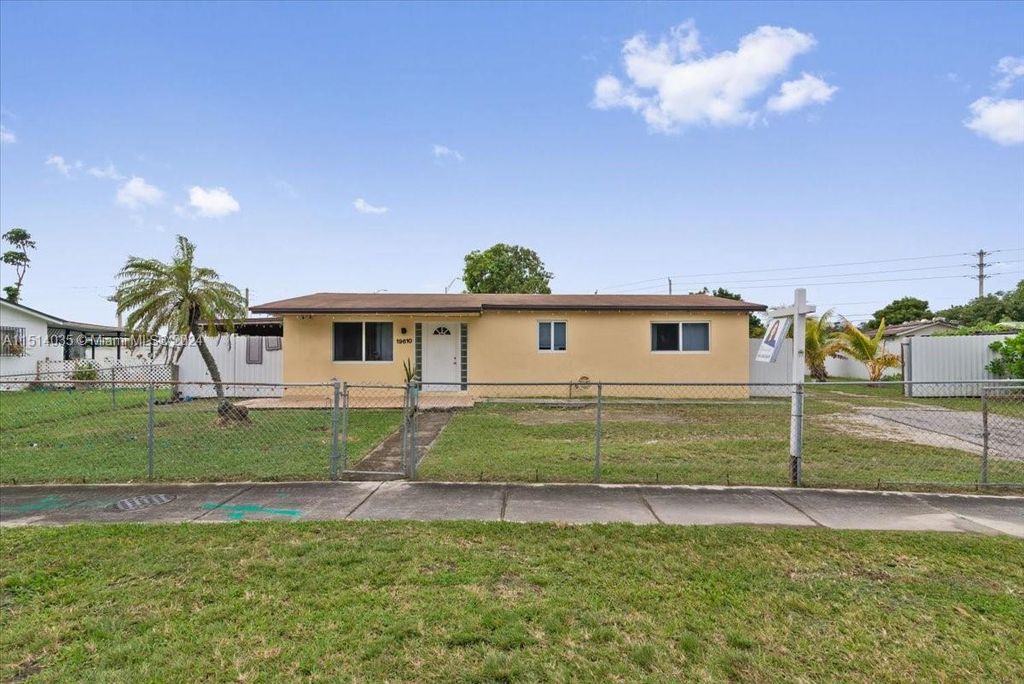 19610 SW 121st Ave, Miami, FL 33177 | MLS# A11514035 | Trulia
