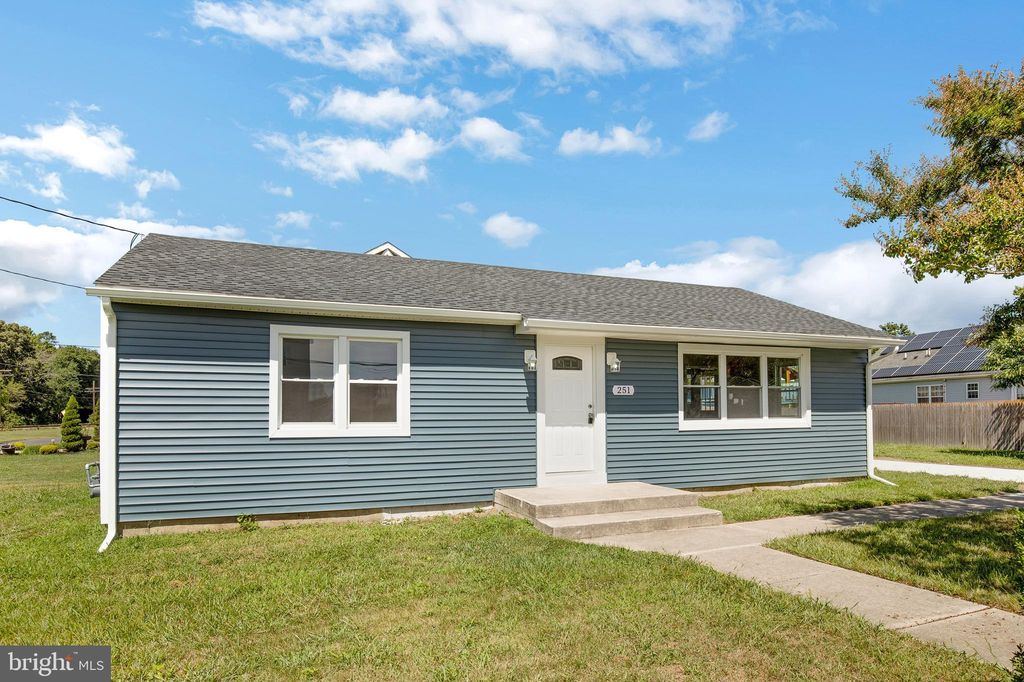 251 Stanger Ave, Glassboro, NJ 08028 - See Est. Value, Schools & More