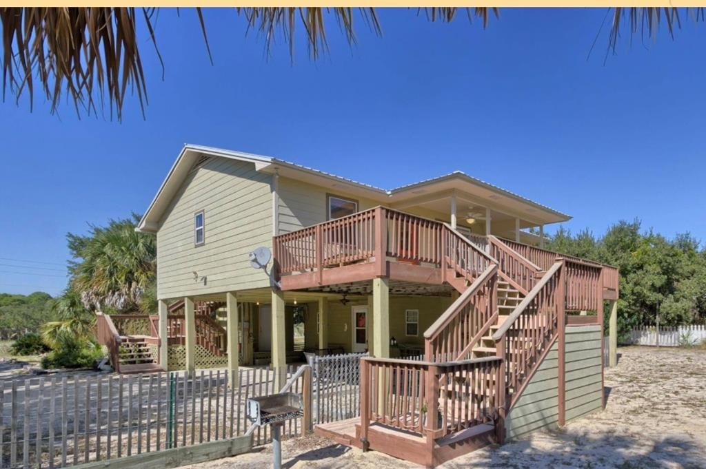 1064 W Gulf Beach Drive Boulevard 1 St #3, Eastpoint, FL 32328 - See Est. Value, Schools & More