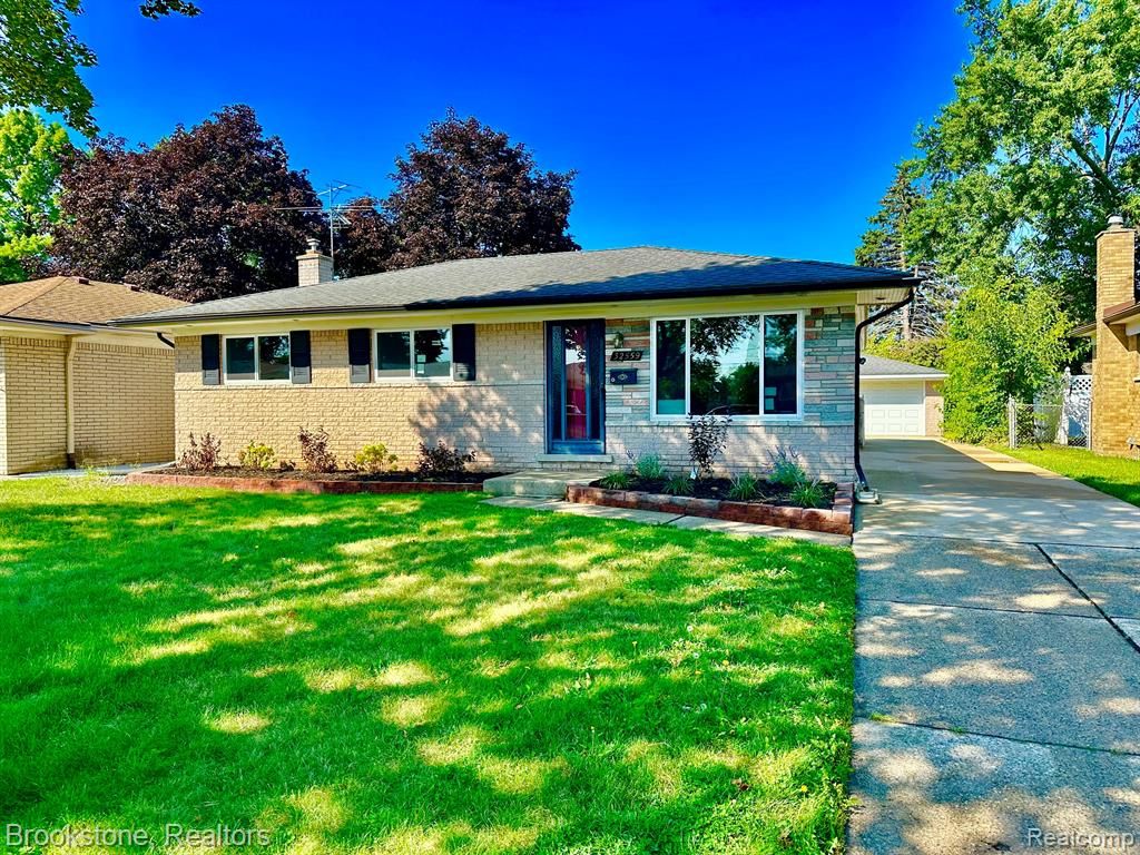 32559 Shawn Dr, Warren, MI 48088 - See Est. Value, Schools & More