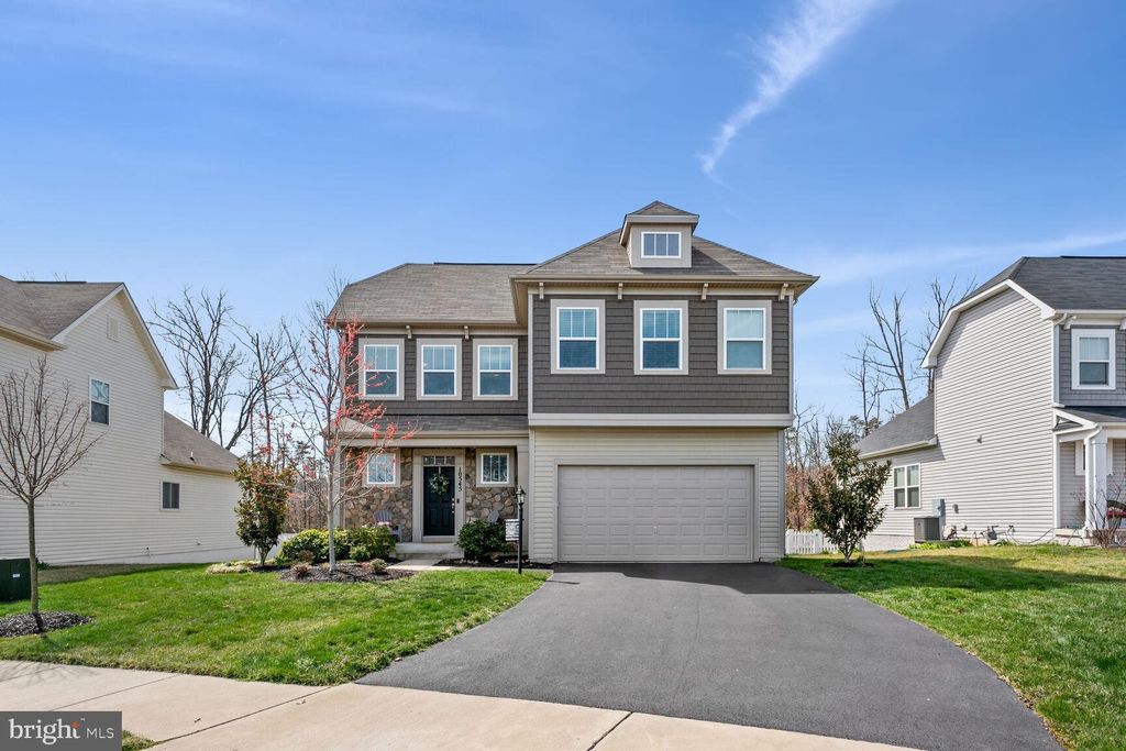 10545 Blazing Star Loop, Bristow, VA 20136 - See Est. Value, Schools & More