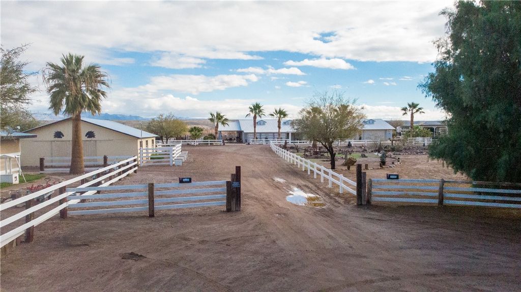 3250/3249 E Canal Dr, Mohave Valley, AZ 86440 | MLS# 035109 - Trulia ...