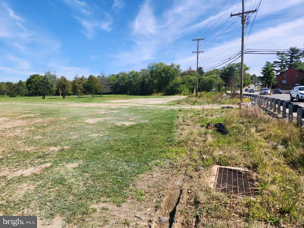 Carlisle Rd, York, PA 17408 | MLS# PAYK2049246 | Trulia