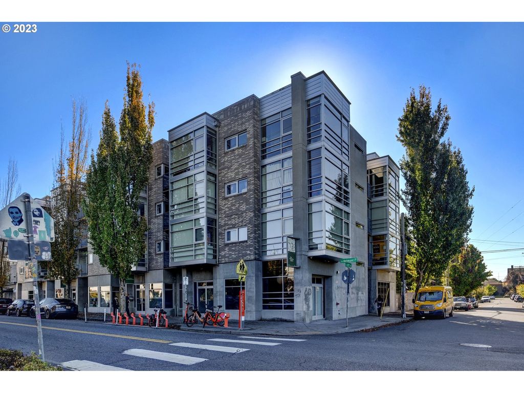 910 SE 42nd Ave #280, Portland, OR 97215 - See Est. Value, Schools & More