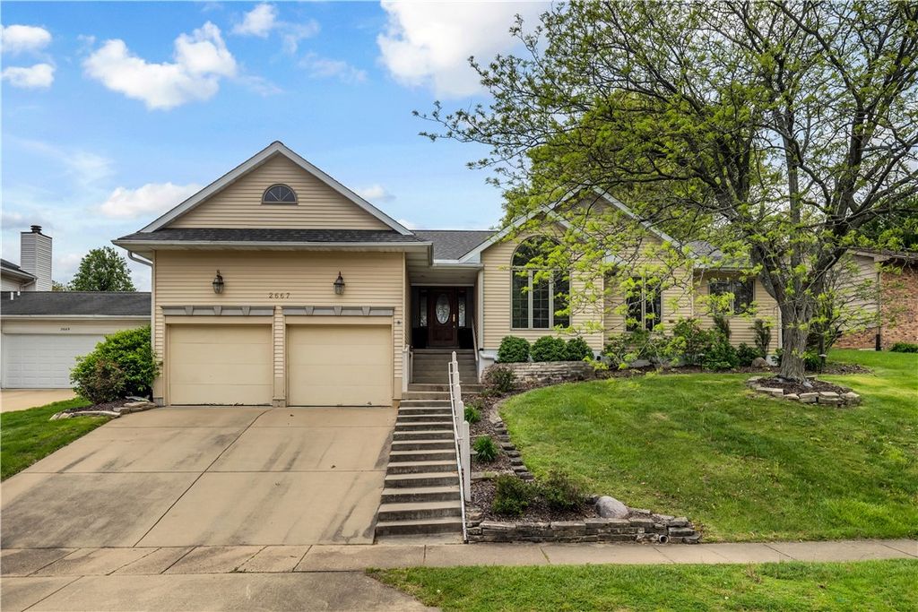 2667 Forrest Green Dr, Decatur, IL 62521 - See Est. Value, Schools & More