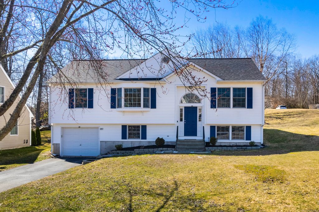 189 Deerfield Ridge Drive, Mystic, CT 06355 - See Est. Value, Schools ...