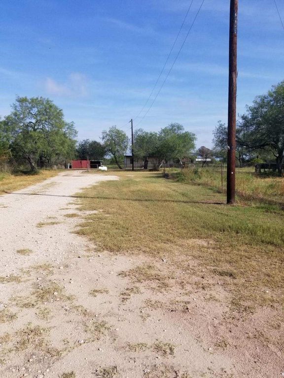 262 County Road 484 #1, Alice, TX 78332 - See Est. Value, Schools & More