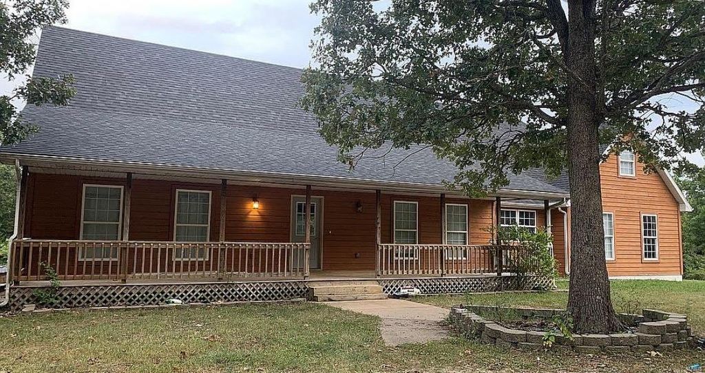 1093 High St, Iberia, MO 65486 | Trulia
