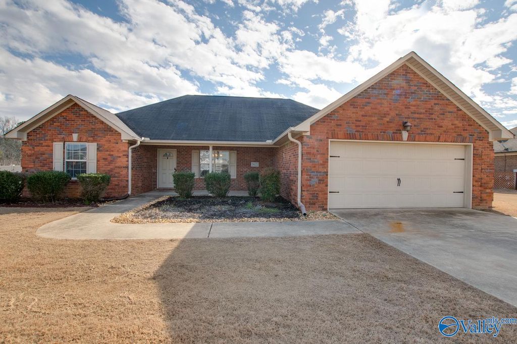 26122 Meadow Ridge Ln, Athens, AL 35613 - See Est. Value, Schools & More