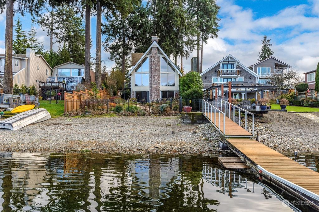 15404 Rose Road SW, Lakewood, WA 98498 - See Est. Value, Schools & More