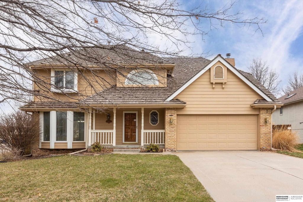 16292 Holmes St, Omaha, NE 68135 - See Est. Value, Schools & More