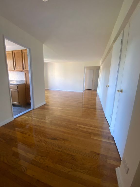 140-79 Burden Cres #5A, Jamaica, NY 11435 - See Est. Value, Schools & More