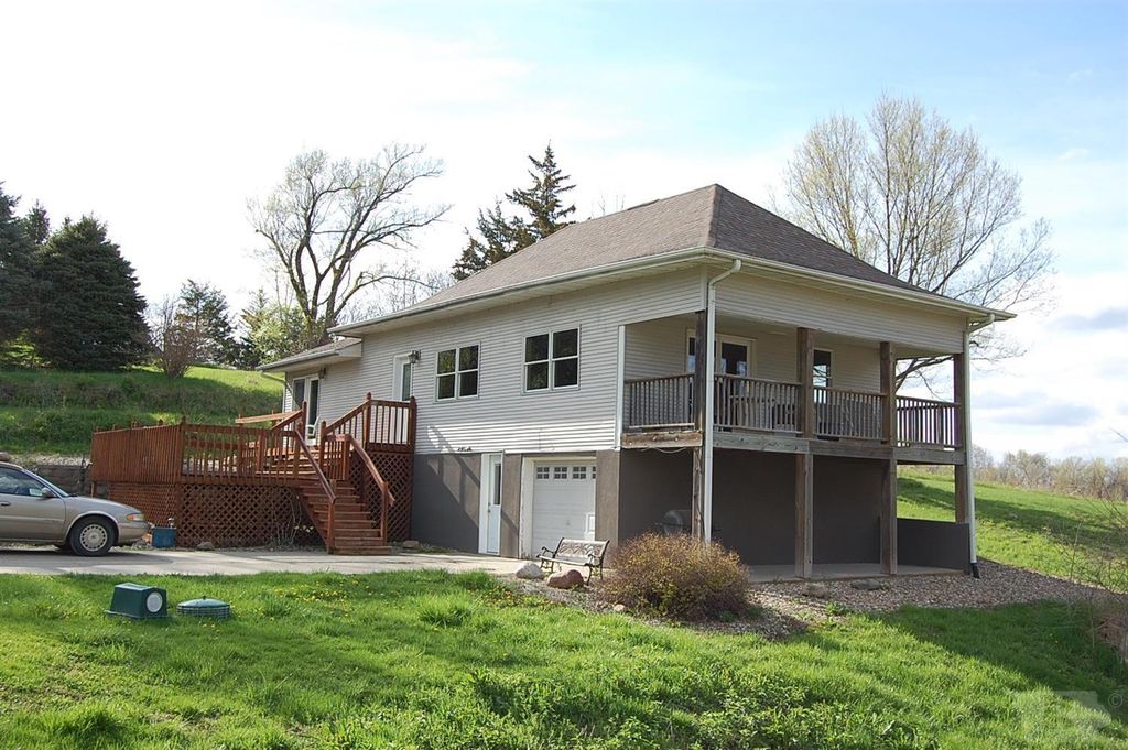 2398 East Ave, Garwin, IA 50632 - See Est. Value, Schools & More