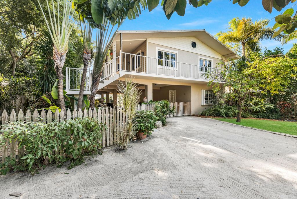 290 Woods Ave, Tavernier, FL 33070 | MLS# 612589 | Trulia