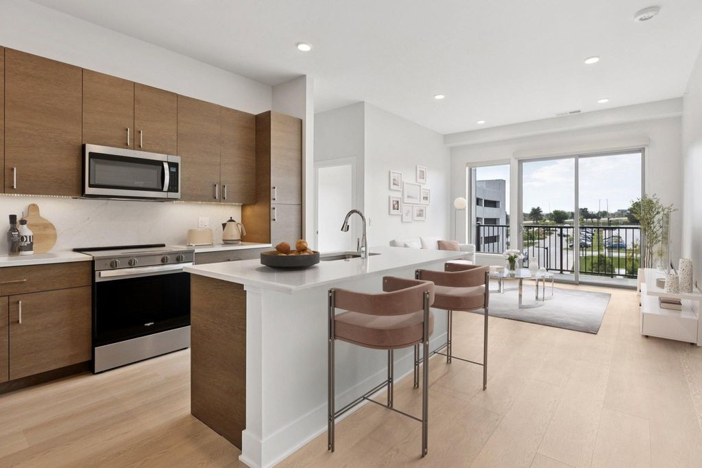 7101 Mercy Rd #305, Omaha, NE 68106 | Trulia