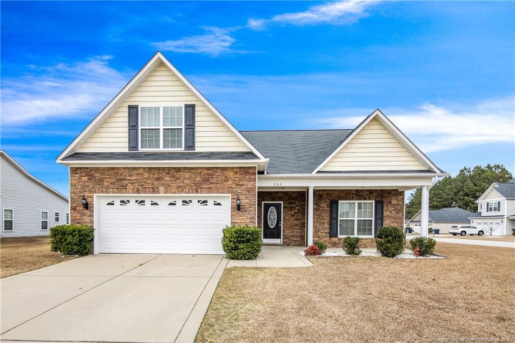 203 Crestwood Ln, Raeford, NC 28376 - See Est. Value, Schools & More