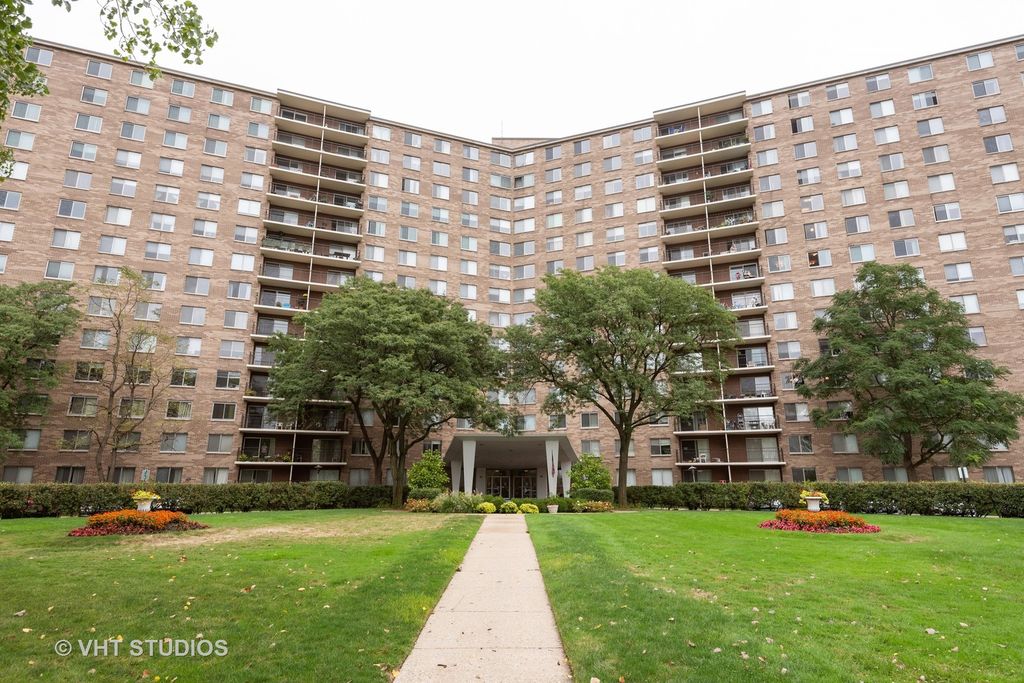 7141 N Kedzie Ave #1215, Chicago, IL 60645 | Trulia