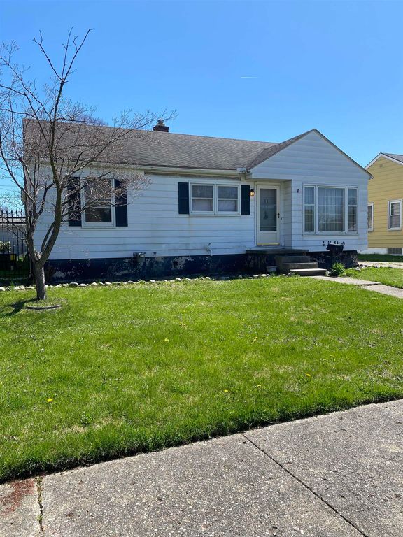 1309 Kingsley Rd, Mount Clemens, MI 48043 - See Est. Value, Schools & More