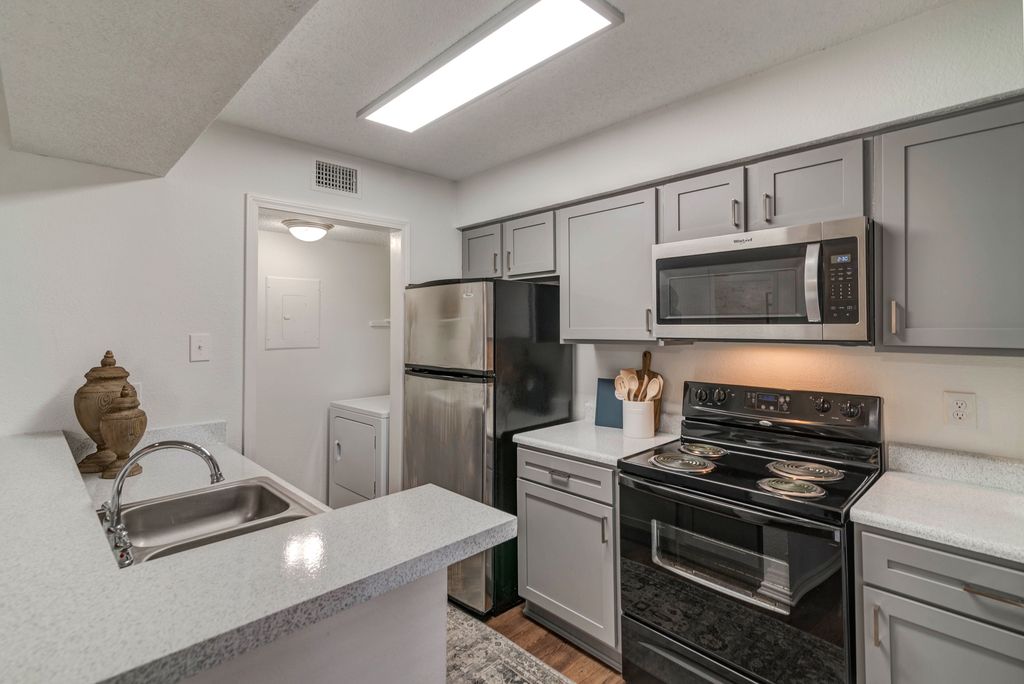 750 E Mid Cities Blvd #303, Euless, TX 76039 - See Est. Value, Schools ...