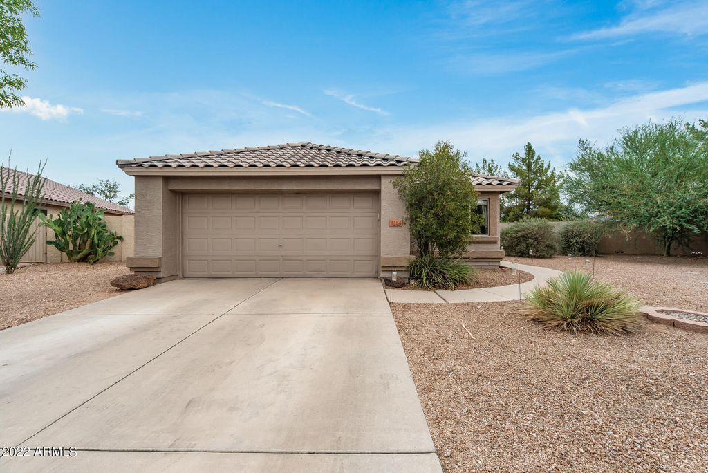 9564 E Navarro Ave, Mesa, AZ 85209 - See Est. Value, Schools & More