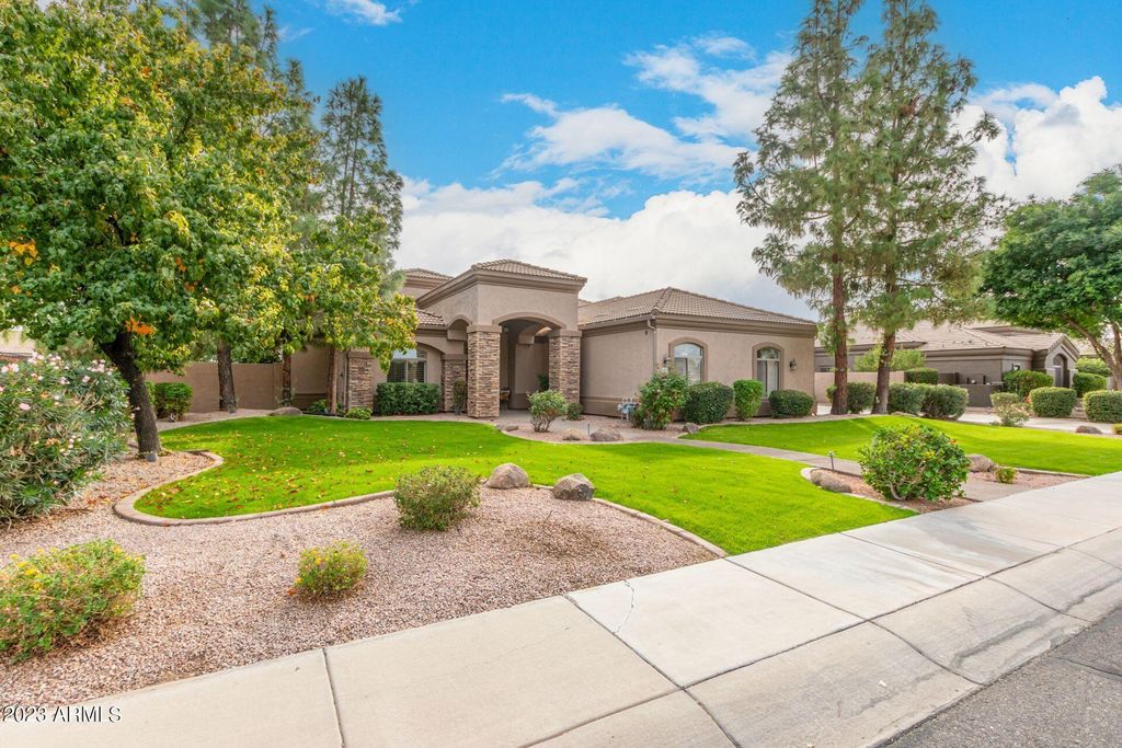 477 E Bridle Way, Gilbert, AZ 85296 - See Est. Value, Schools & More