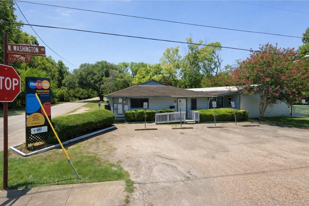 2246 Washington St, Pearland, TX 77581 | MLS# 27357009 - Trulia | Trulia