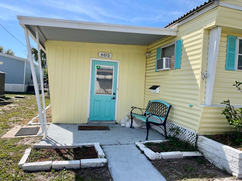 1654 Clearwater Largo Rd, Clearwater, FL 33756 - See Est. Value ...