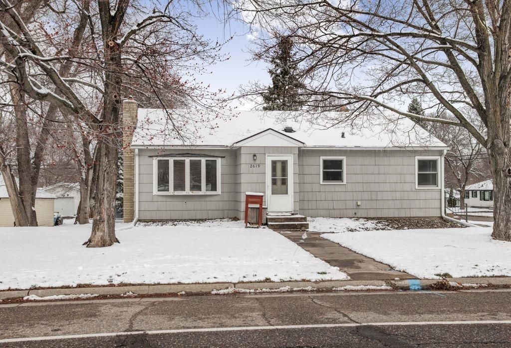 2619 South Ave E, Saint Paul, MN 55109 - See Est. Value, Schools & More