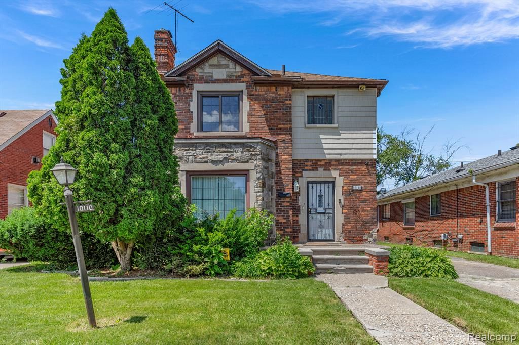 10110 E Outer Dr, Detroit, MI 48224 - See Est. Value, Schools & More