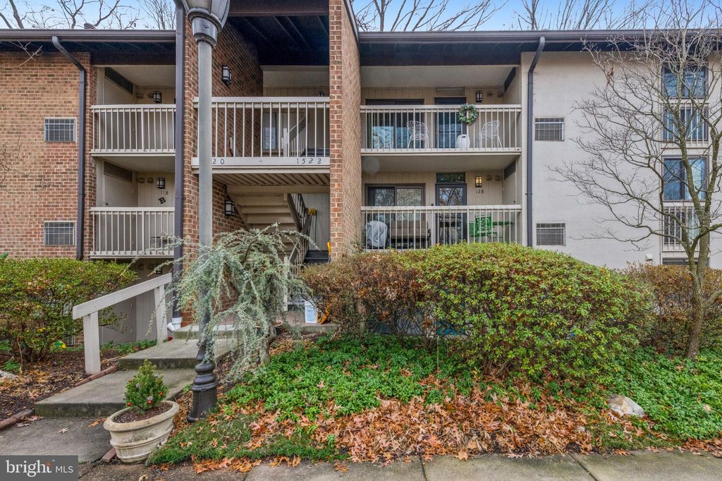 1522 Moorings Dr #12B, Reston, VA 20190 - See Est. Value, Schools & More