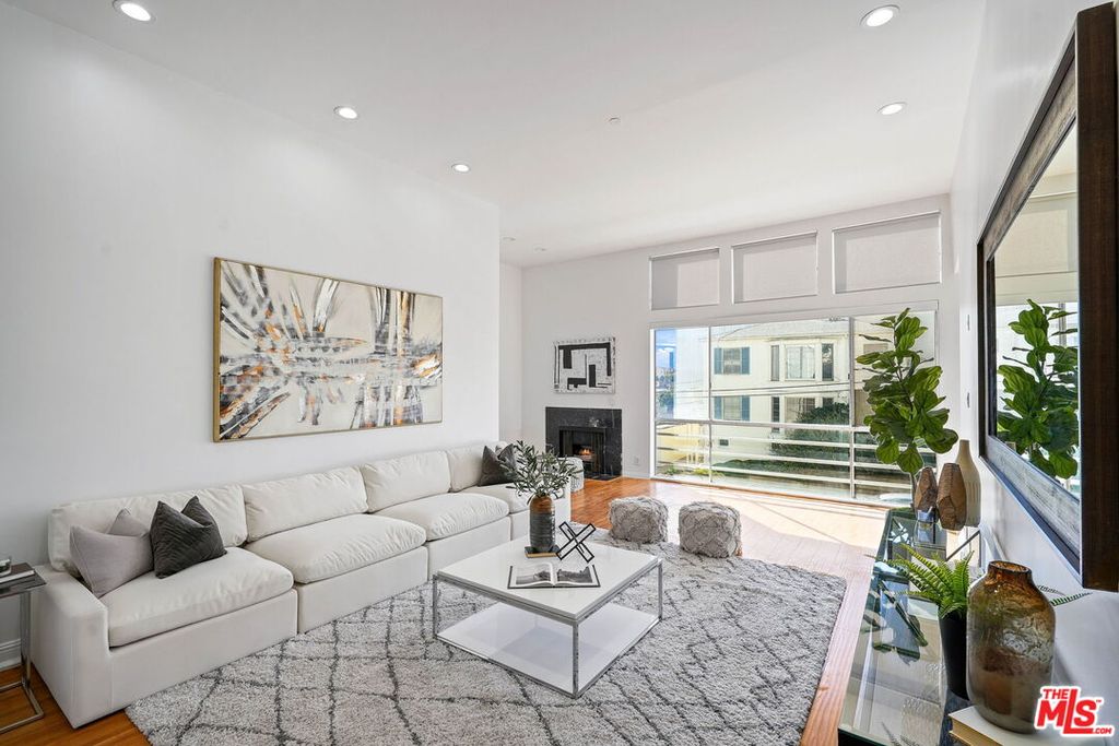 10432 Eastborne Ave #103, Los Angeles, CA 90024 - See Est. Value ...