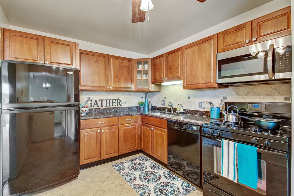 650 W Rand Rd #7-7B404, Arlington Heights, IL 60004 - See Est. Value ...