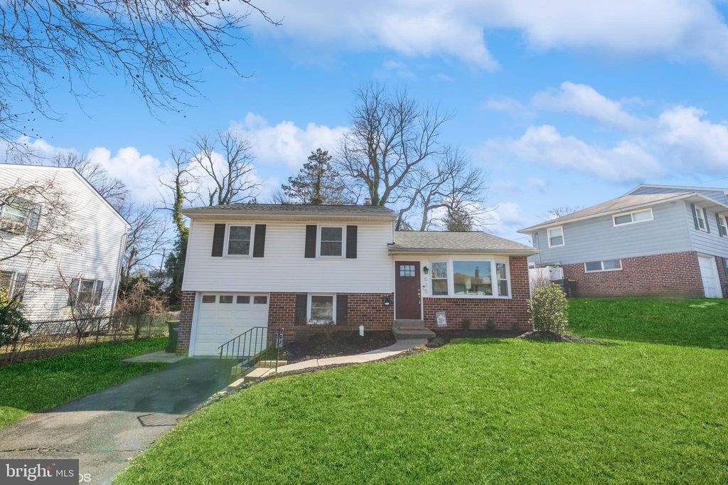 515 Andrea Dr, Willow Grove, PA 19090 - See Est. Value, Schools & More