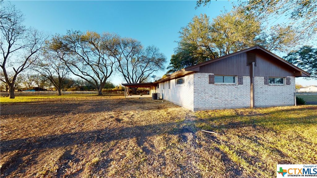 5895 FM 2538, Marion, TX 78124 | Trulia
