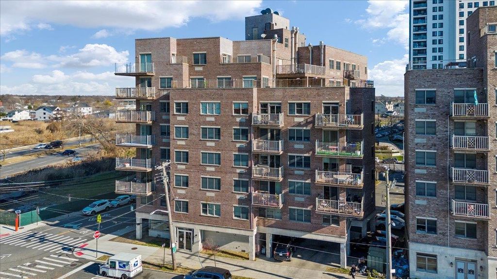 156 Beach 9th Street #7C, Far Rockaway, NY 11691 - See Est. Value ...