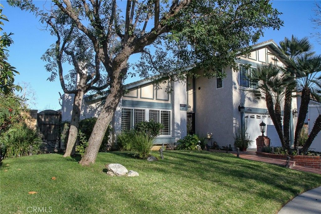 25694 Fedala Rd, Santa Clarita, CA 91355 - See Est. Value, Schools & More