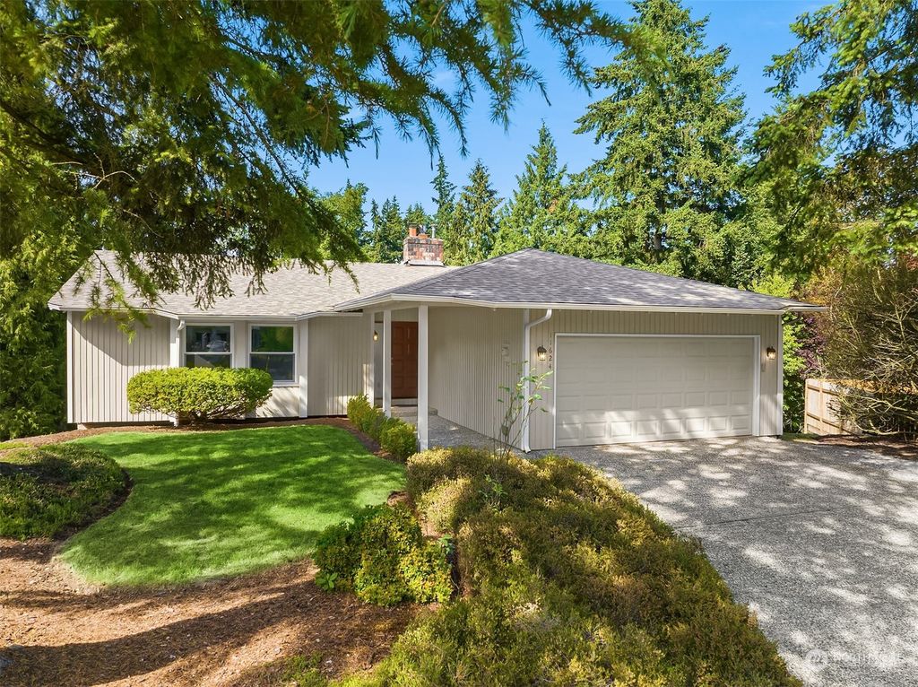 11624 NE 102nd Place, Kirkland, WA 98033 - See Est. Value, Schools & More