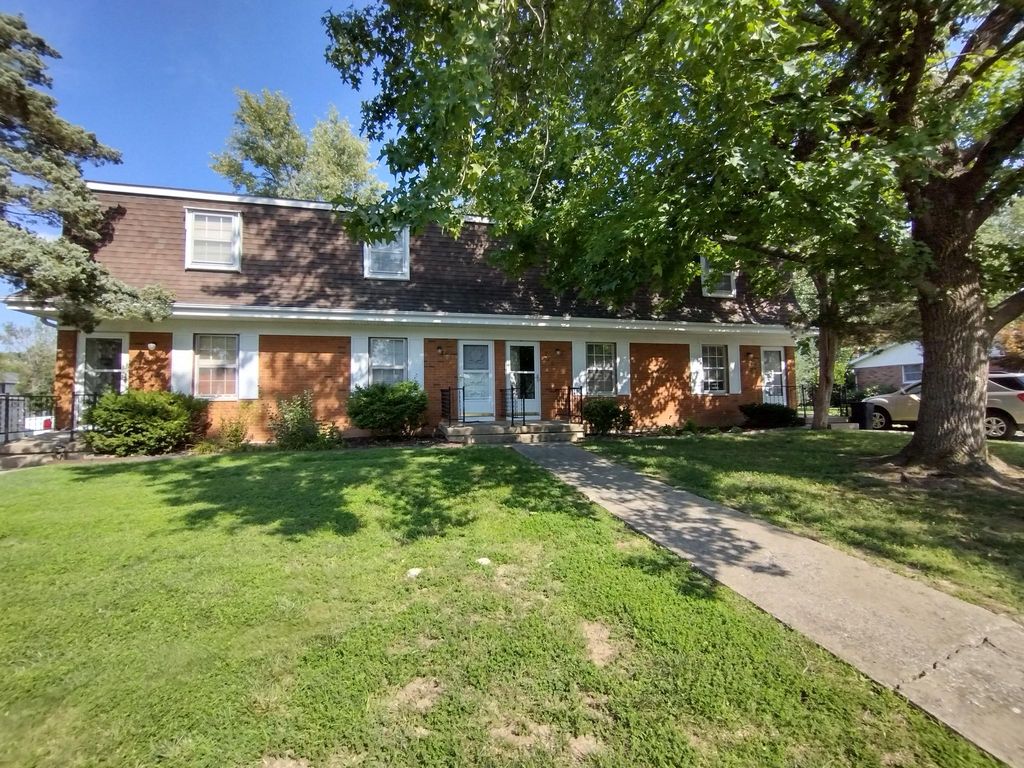 728 S Paul St, Nashville, IL 62263 - See Est. Value, Schools & More
