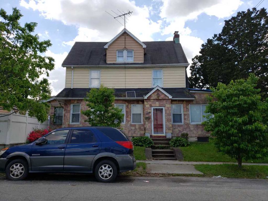 11301 197th St, Saint Albans, NY 11412 - See Est. Value, Schools & More